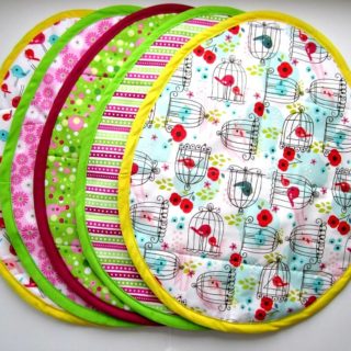 Easy Binding Mug Rug | Crafty For Home