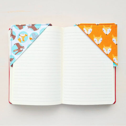 Easy Fabric Corner Bookmark | Crafty For Home
